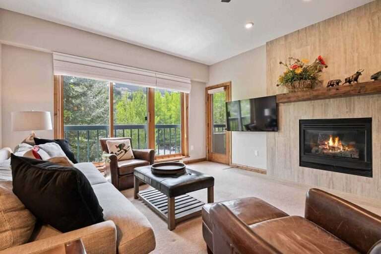 Best Resort & Vacation Rentals in Beaver Creek, CO | Borders Lodge